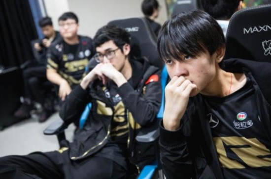 B组出线形势：RNG恐丢小组第一 VIT战GEN成关键战_荔枝网新闻