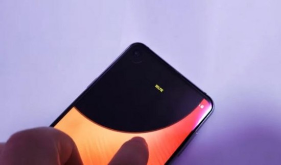 三星S10将拥有和A8s一样酷炫的前摄功能_荔枝网新闻