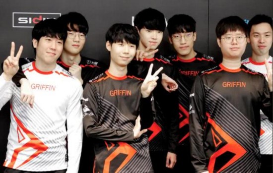 ESPN战队榜：GRF力压苏宁稳居榜首 LPL六队进前十_荔枝网新闻