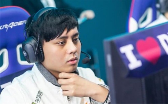 LPL首发： xiye战Kuro Maple对决黄金左手_荔枝网新闻