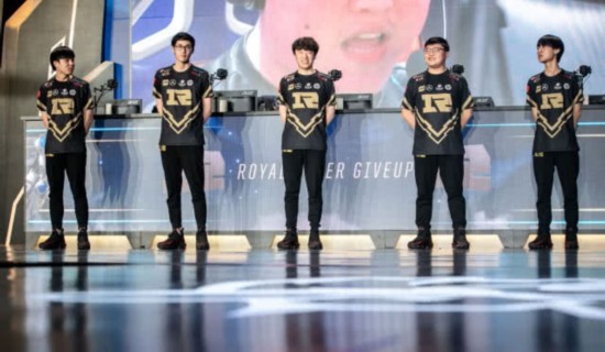 不败金身遭破Uzi也难成 战术遭针对RNG如何去赢？_荔枝网新闻