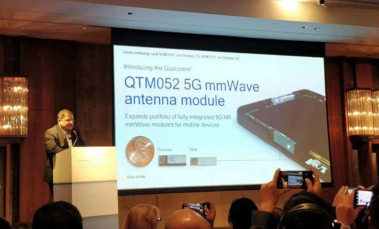 高通发布手机"最小"天线模组：5G手机可装4个_荔枝网新闻