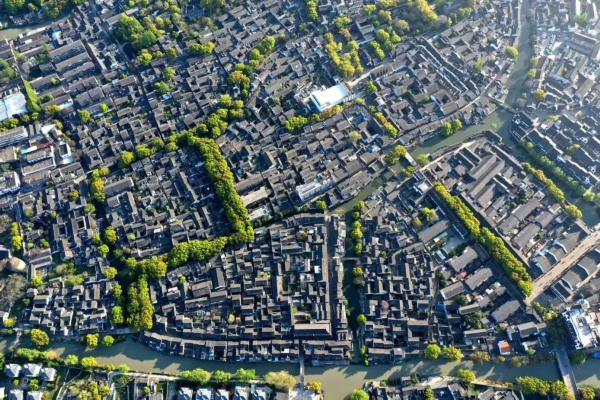 New bus route strings scenic spots in Suzhou and Shanghai_我苏网