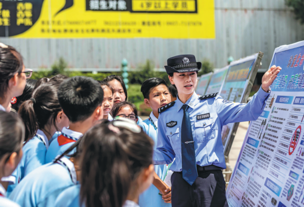 China steadfast in fighting drug-related crimes_荔枝网新闻